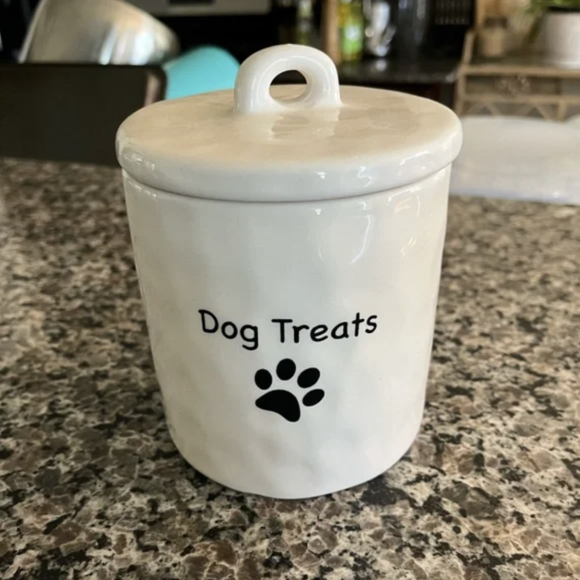 Everything Pets Posh Party on Poshmark